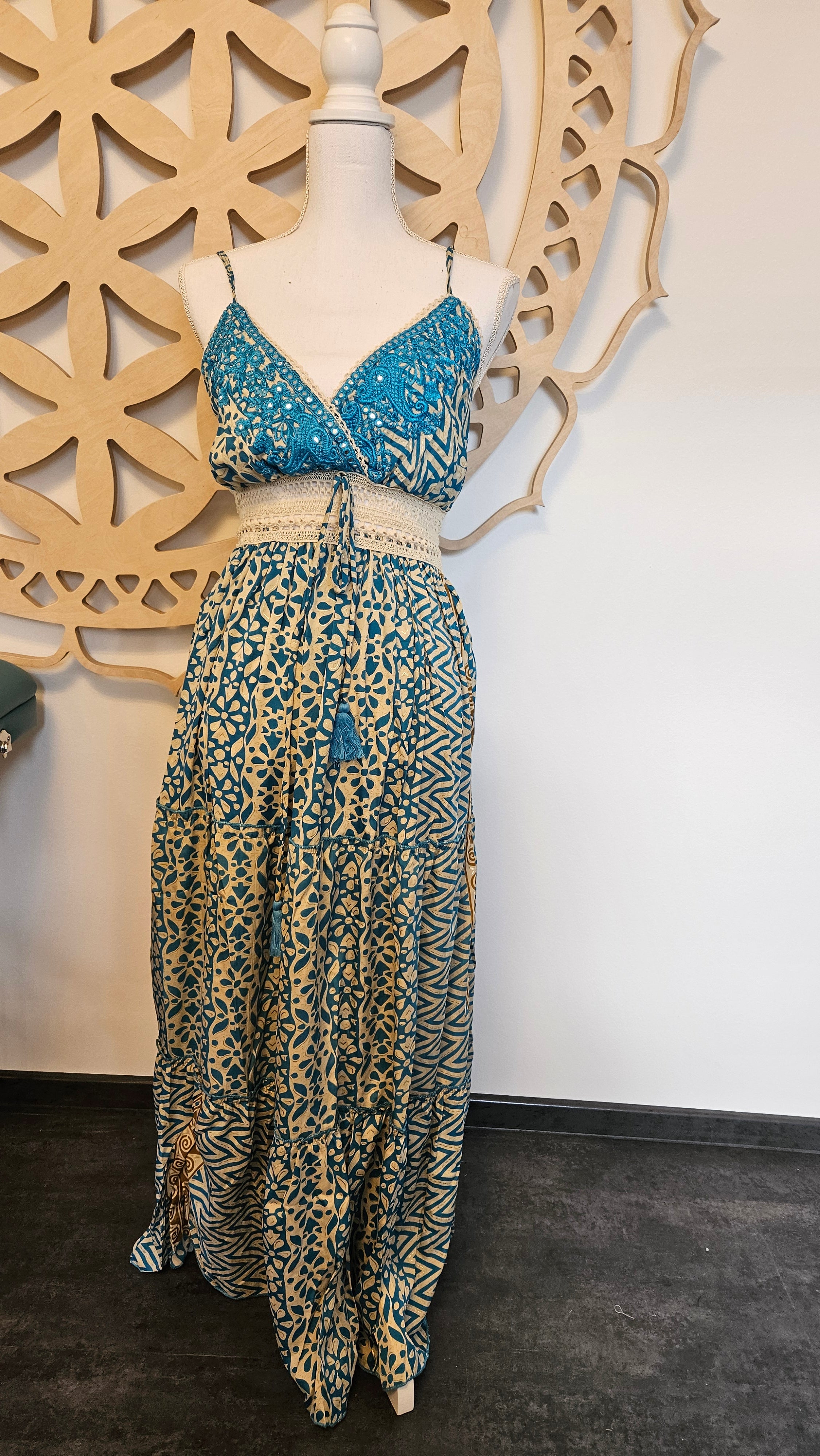 Dolga boemska obleka Isis Goddess MODRA – Goddress Boutique